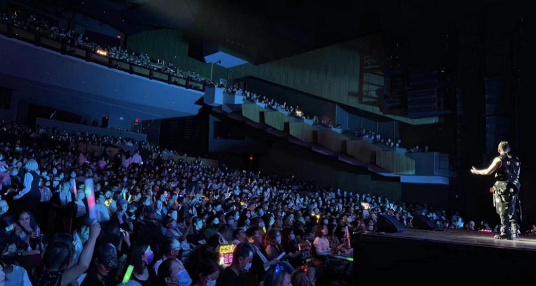 Ga let Deng Zhen·Love the world concert a sensation in Vancouver, the ...