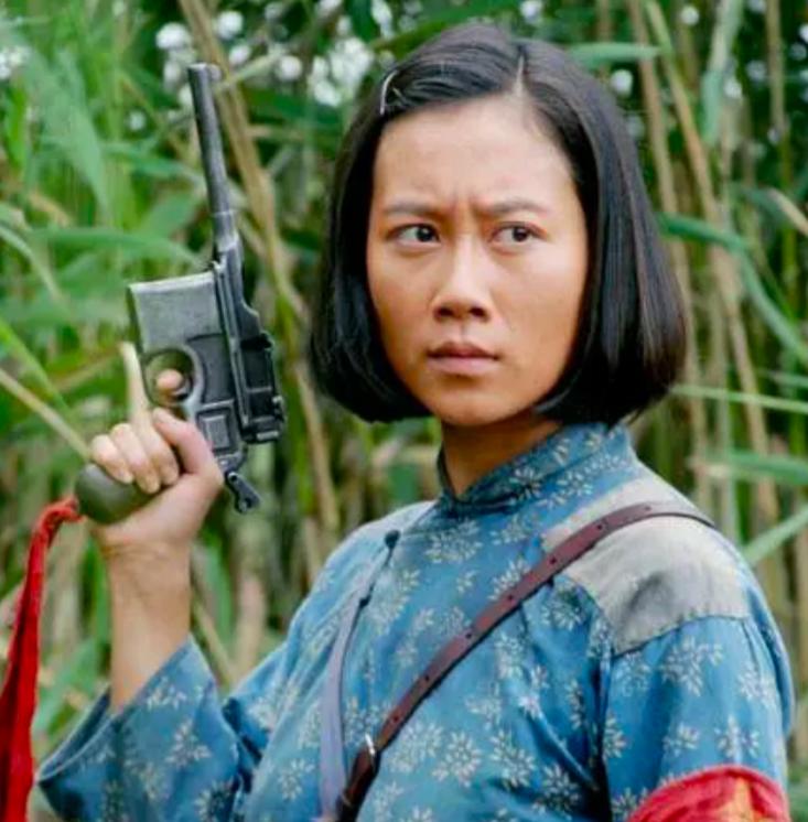 Wen Zhengrong: From a country girl to a big-screen goddess, with her ...