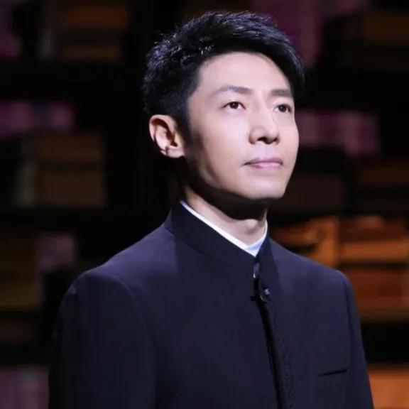 Sabine's heels are so high - iMedia