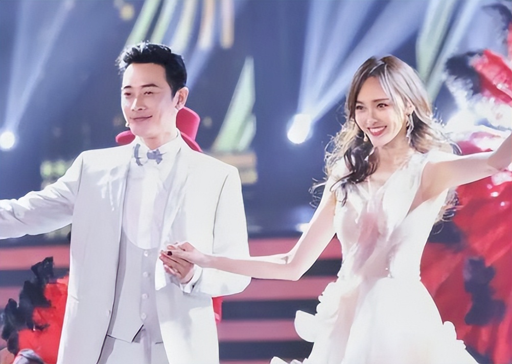 Big melon! Tang Yan revealed that she and Luo Jin have been separated all year round. Luo Jin ...