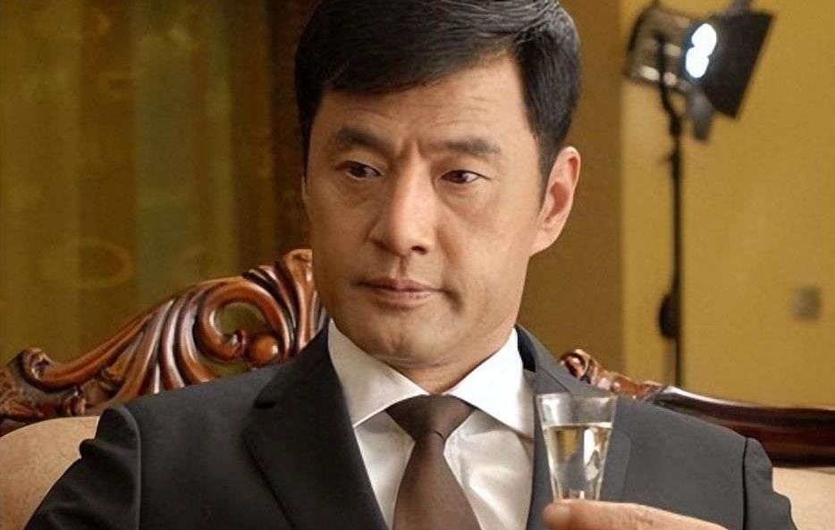 Actor Yu Rongguang: After 35 years of marriage and no scandals, why does his 63-year-old wife ...