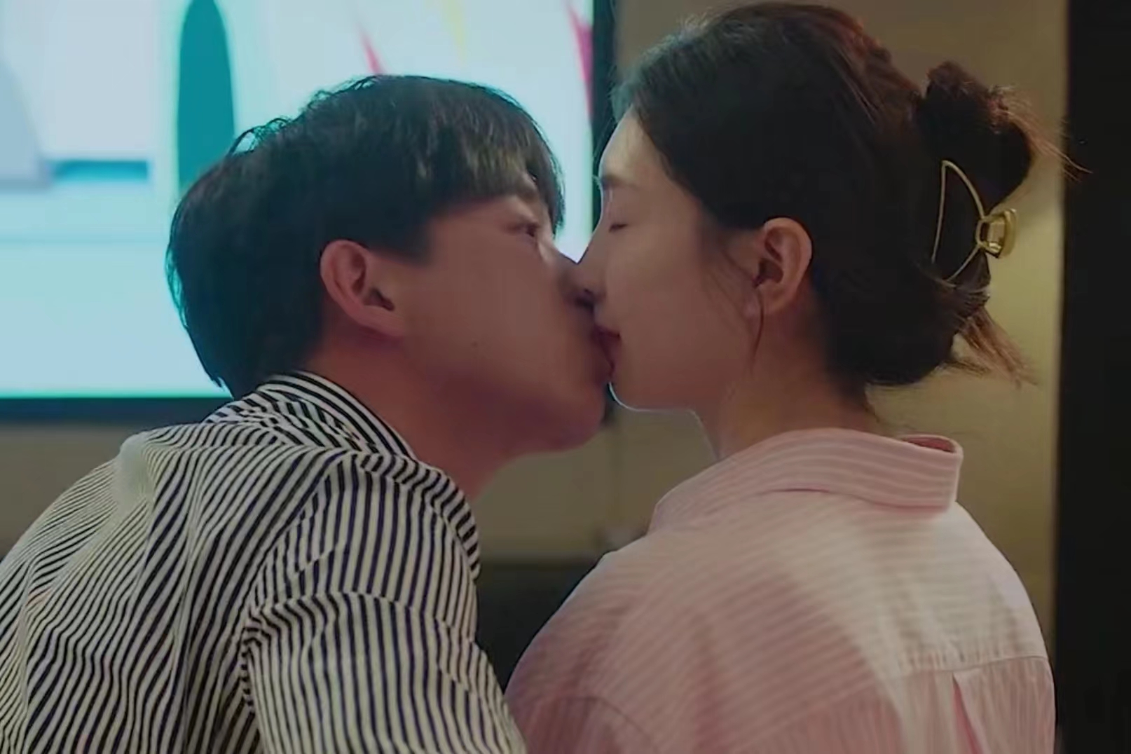 Jiang Shuying and Peng Yuchang group CP, too many kissing scenes make netizens dissatisfied ...