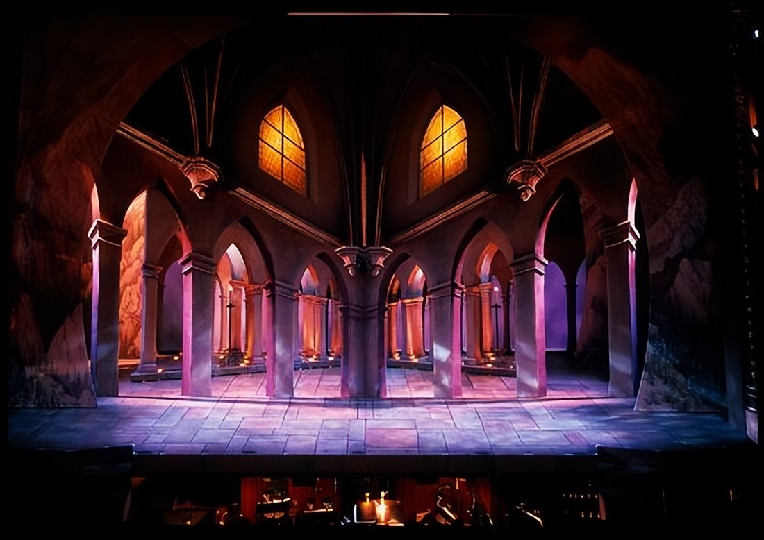 Viewing the Localization of Western Musical Theater from the Musical ...