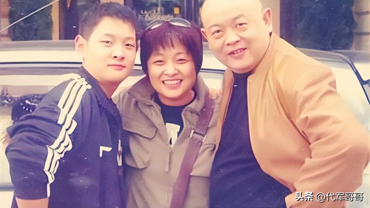 18 years after Fu Biao passed away, his wife refused to remarry and was ...