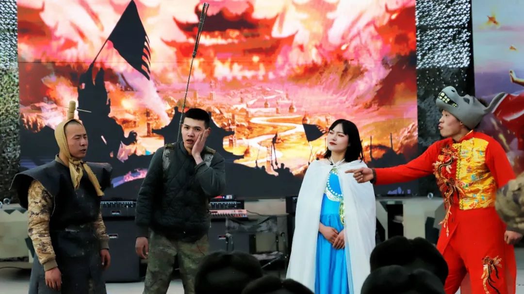 Female Soldier Wang Kaixin: Capable of writing and martial arts, can be salty or sweet! - iMedia