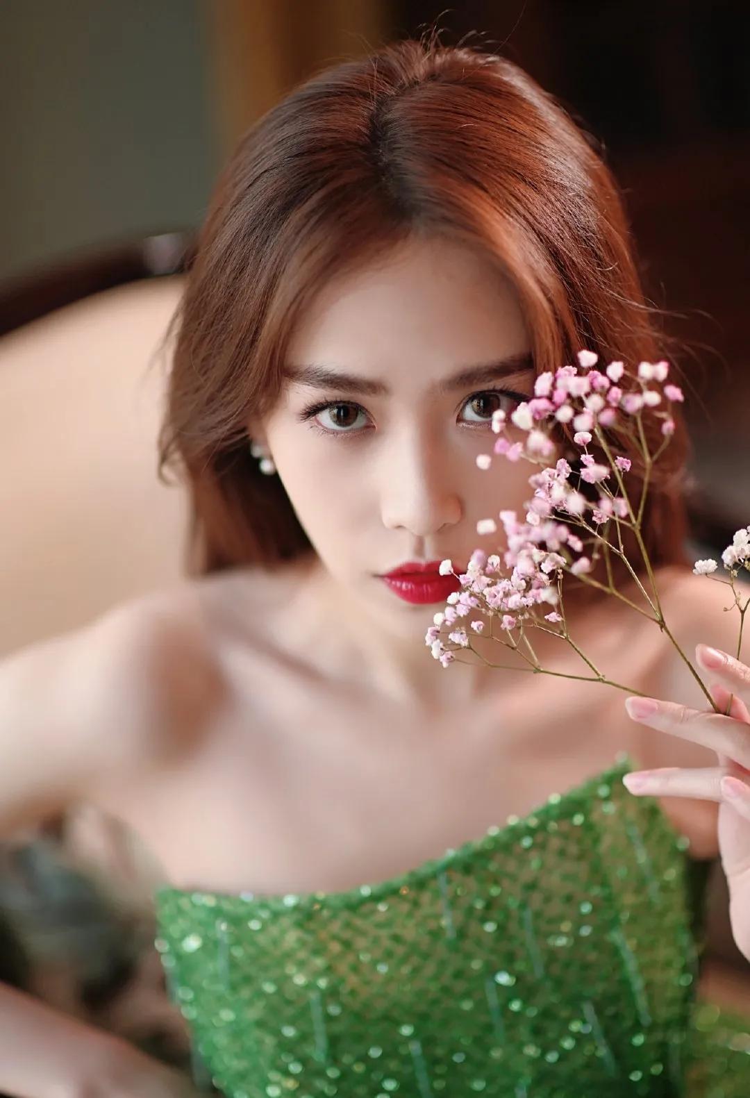 Liu Meitong's beautiful pictures appreciation - iNEWS