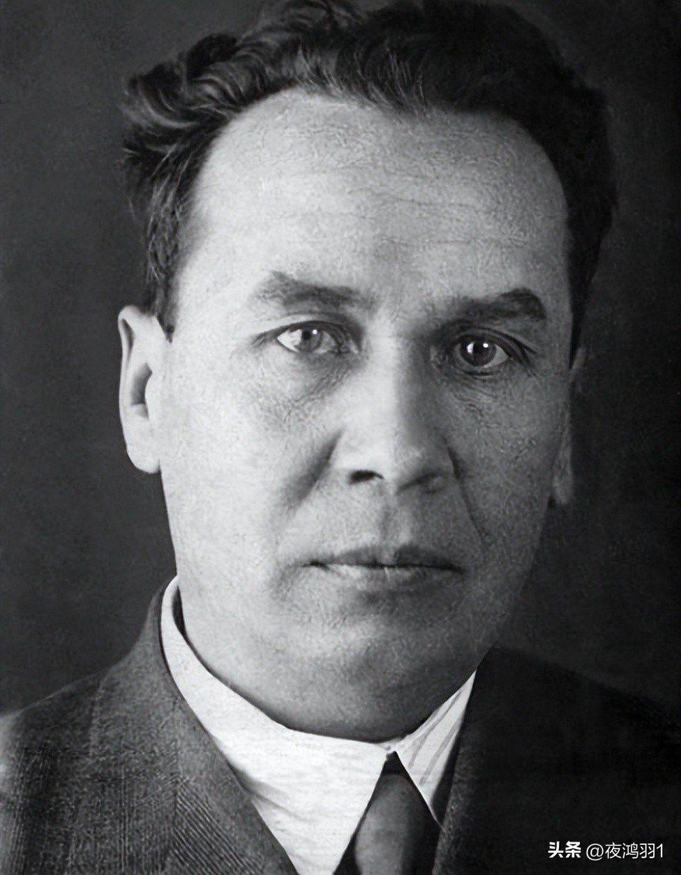 Armored torrent - Soviet tank development (8): AK in the tank, T44/T54 ...