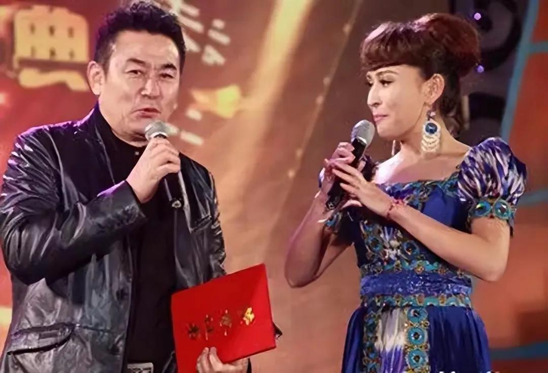 Evergreen tree Li Hongtao, married the teacher's daughter outside the ...