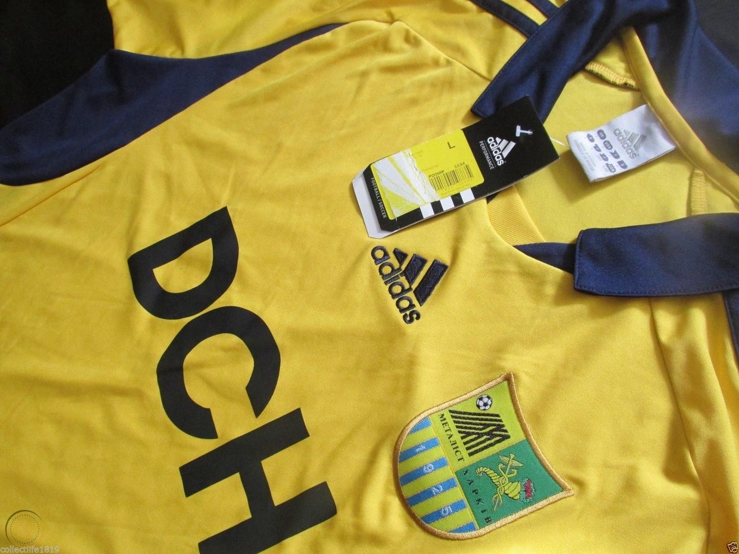 What is the origin of the "Neo-Nazi" Azov Camp?At first it was just a ...