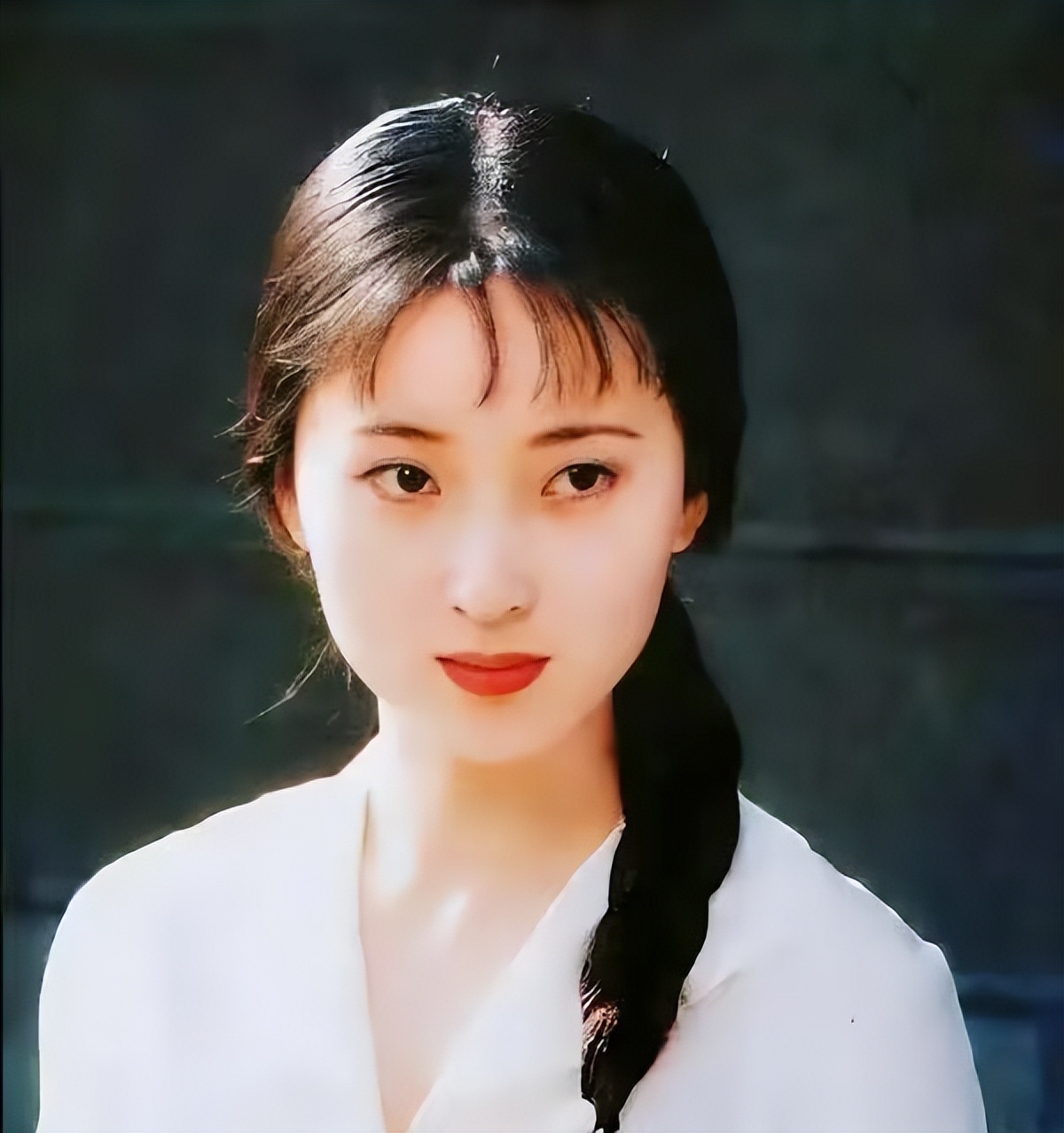 Only after watching the modern outfits of "Sister Lin" did I know how "refined" Chen Xiaoxu is ...