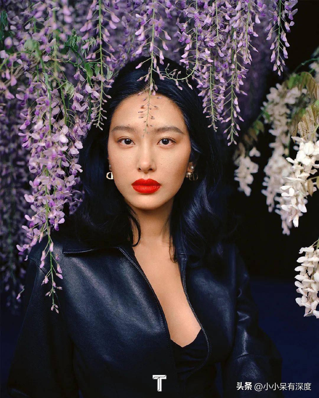 Yang Caiyu, with delicate facial features, shallow dimples, beautiful ...