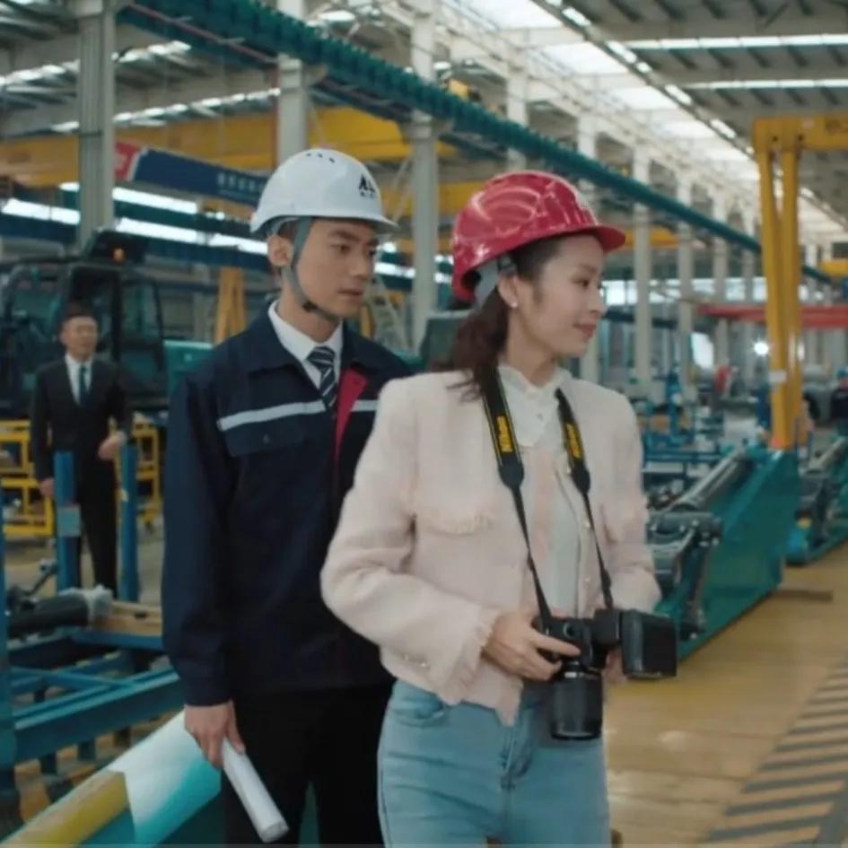 In "Song of Lushan", Fang Fei's willful and Meng Shi was injured, and ...