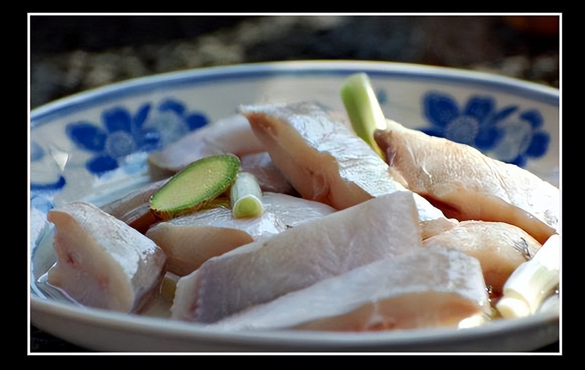 Simple bell pepper squid - iNEWS