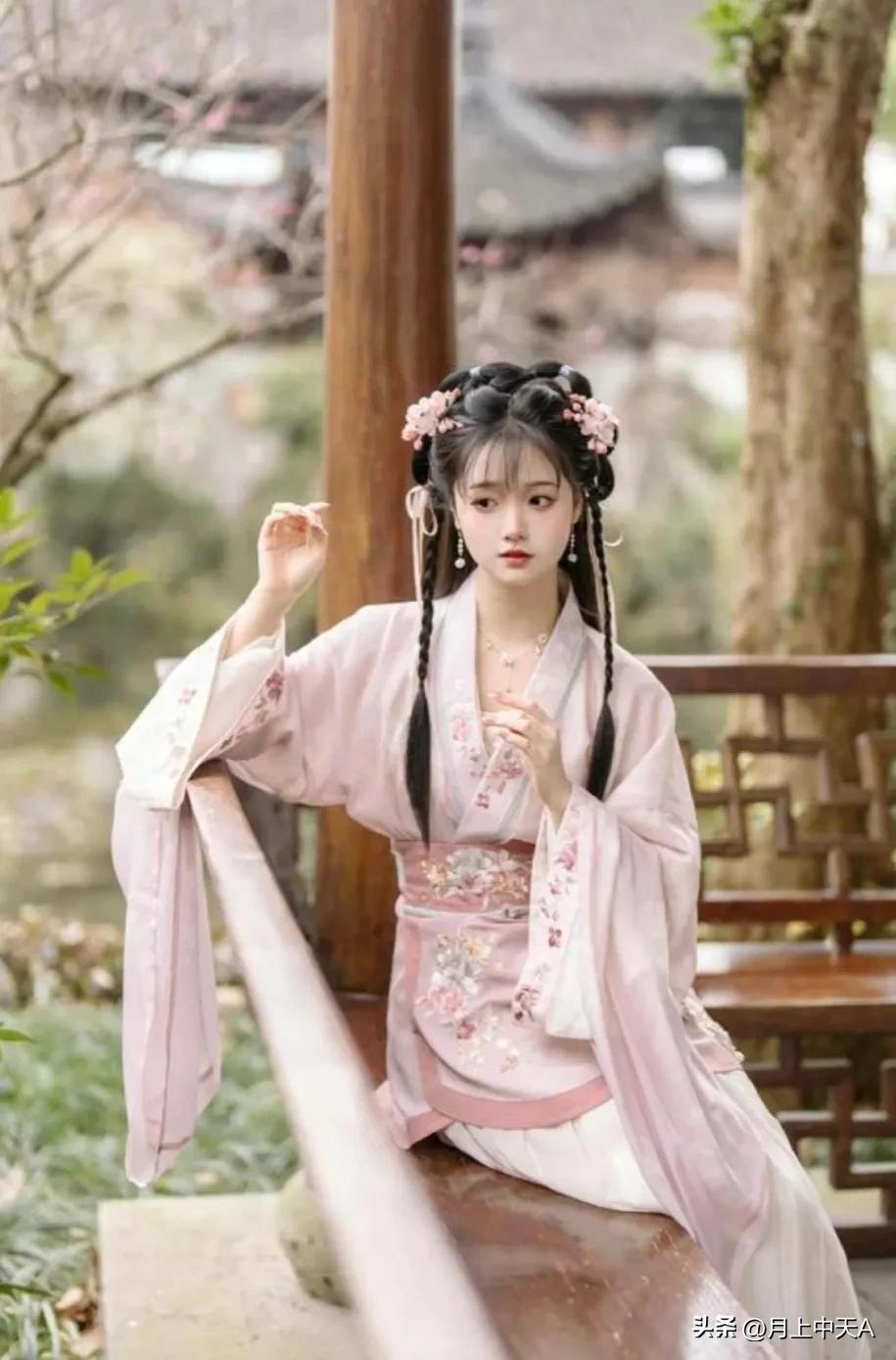 Poppy Poppy: Six Poems of Poetry by Lin Zhengyun - iNEWS