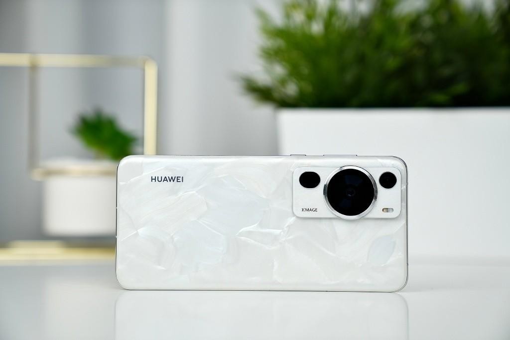 The representative model of domestic flagship mobile phones, Huawei P60 ...