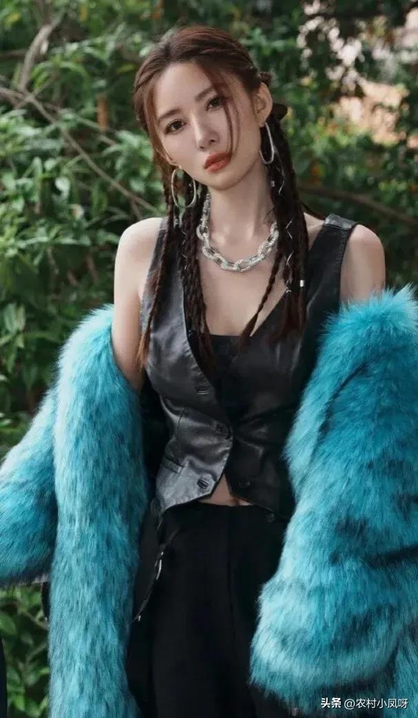 Share pictures - temperament goddess Wu You - iMedia