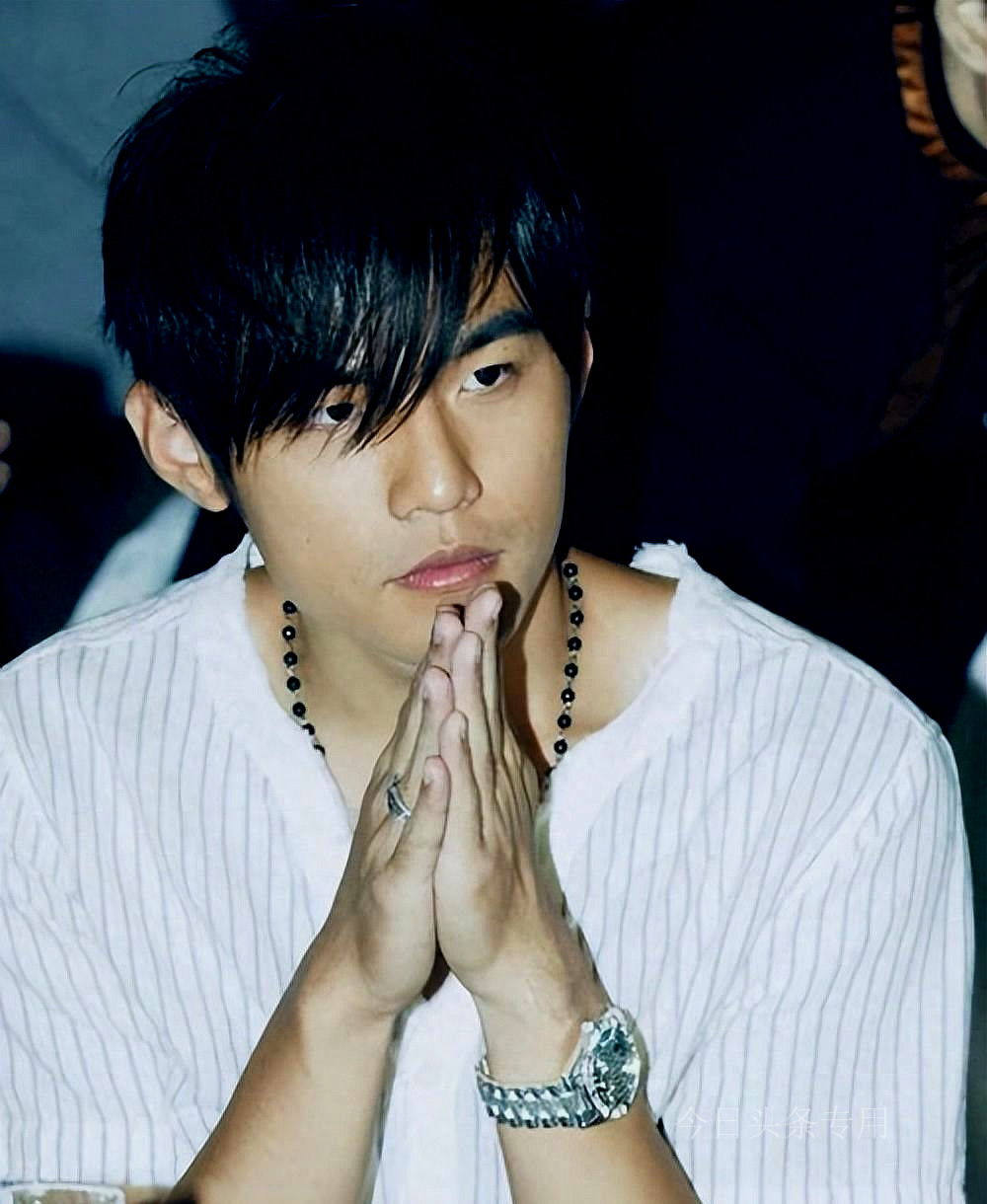 The music industry is already sick. Singers have no representative ...