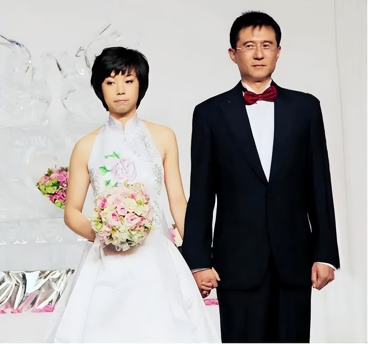 Zhang Yining: Leaving the game at the peak, how is it now? - iNEWS