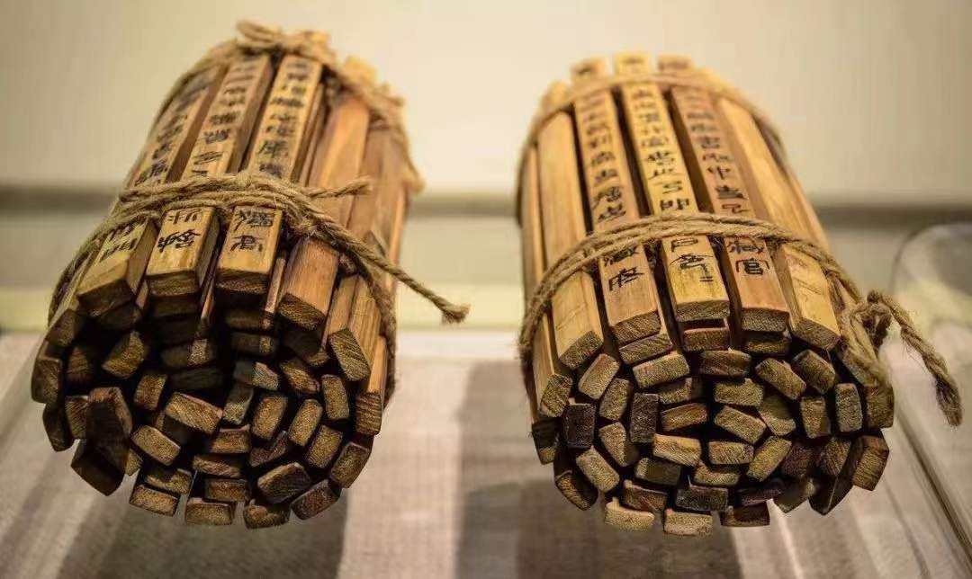 What is inside the Mausoleum of Qin Shihuang? - iNEWS