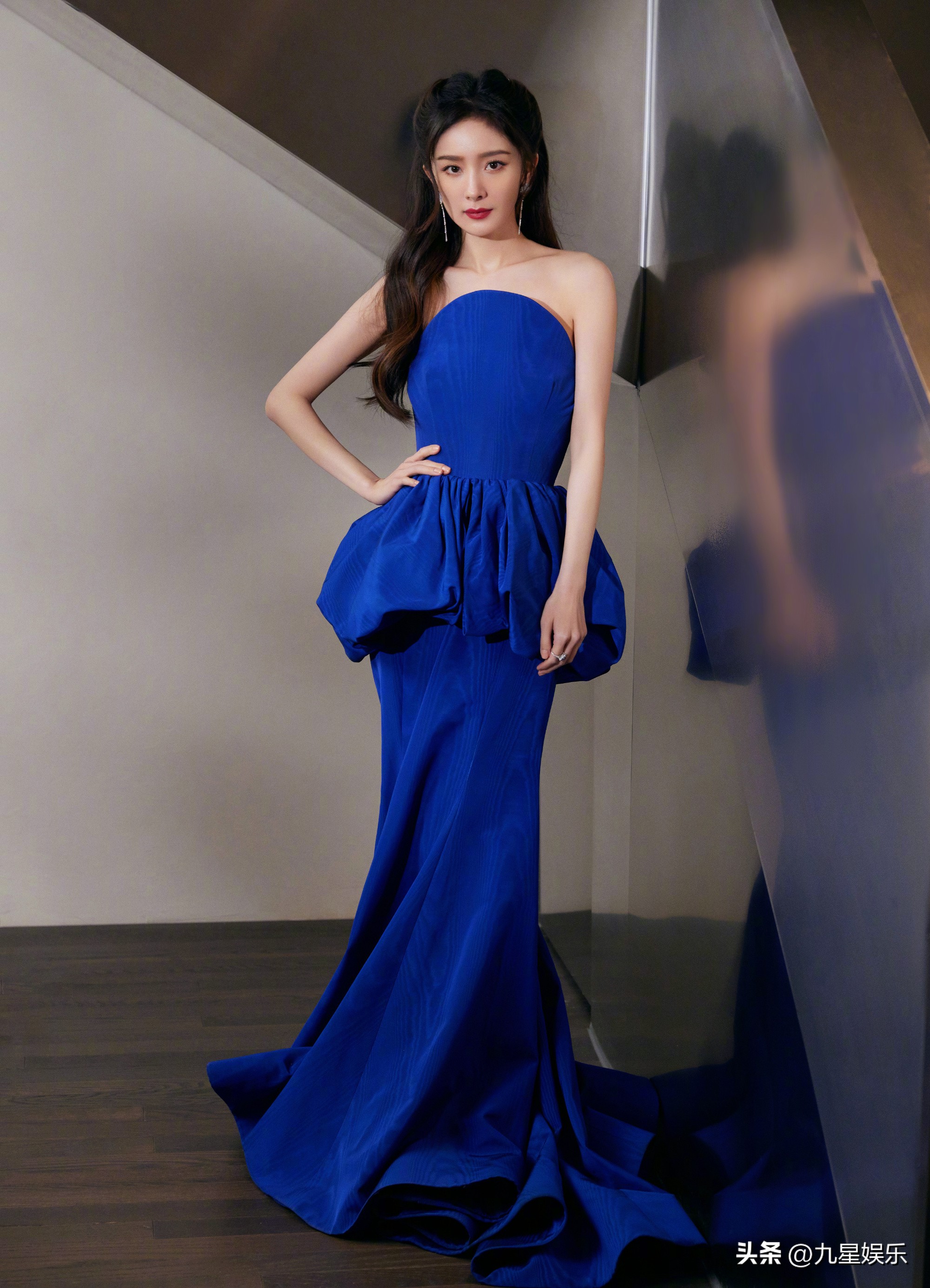 The Spring Festival is coming quietly, and the flowers welcome the ...