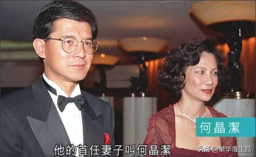 Zhu Lingling and Luo Kangrui attended the dinner, wearing Tang suits ...