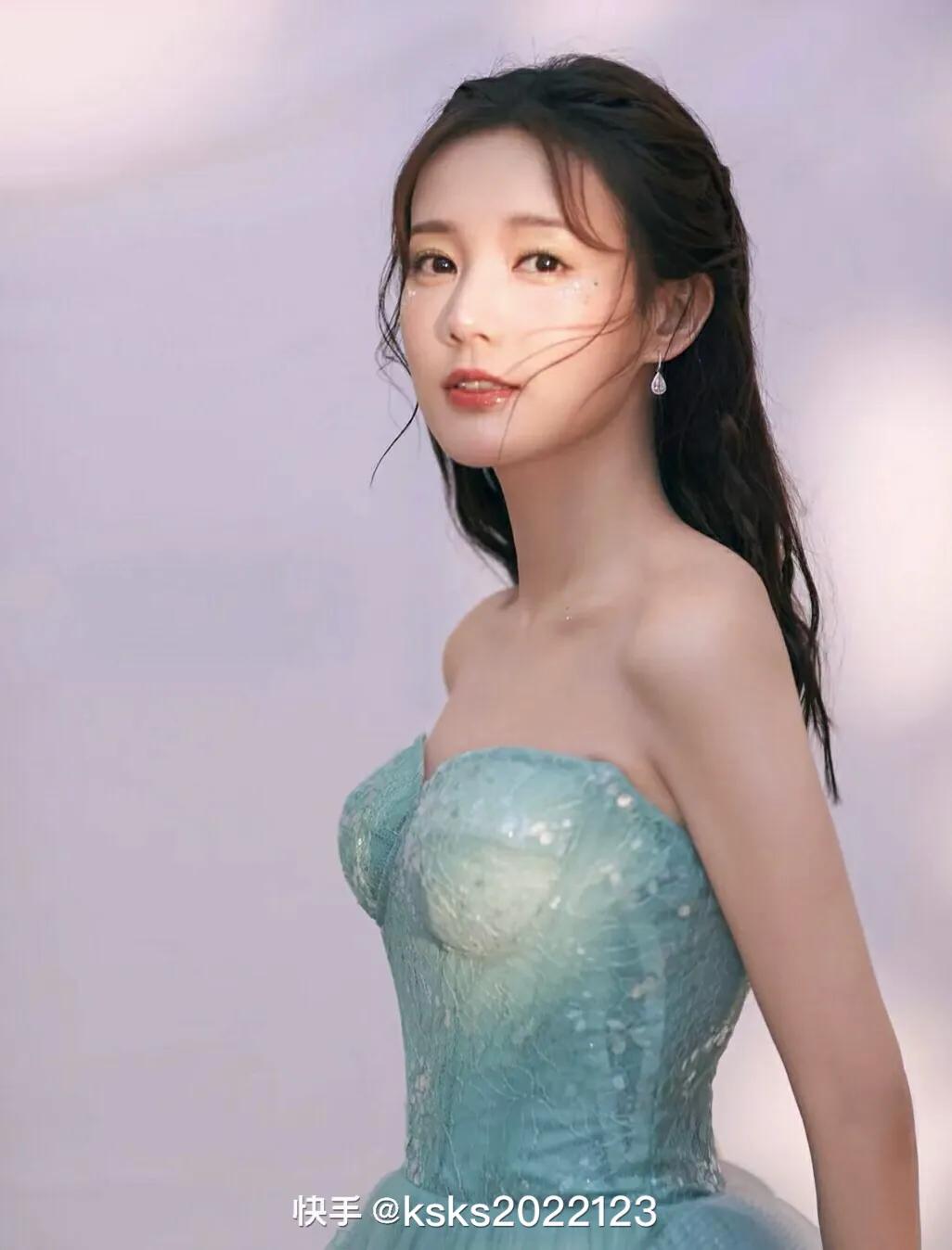 Actress Collection: Li Yitong - iNEWS