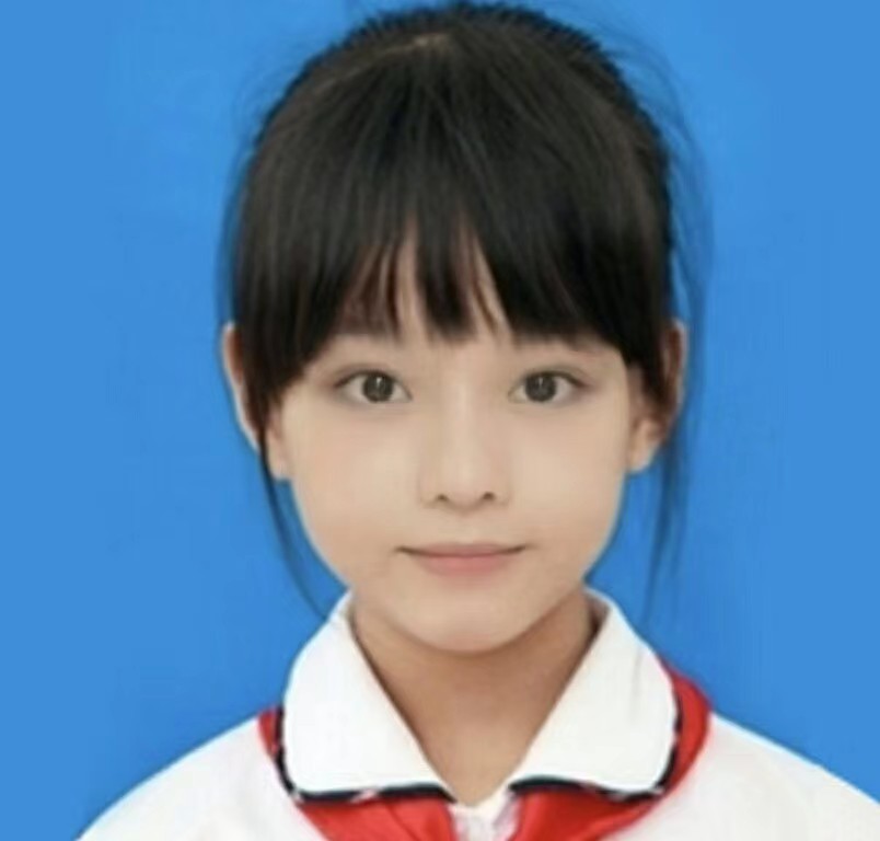 Huang Xiaoyun: You come against the light, your singing skills are amazing, and you will become ...