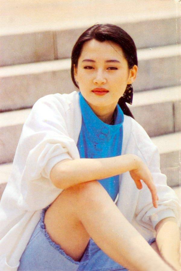 Xu Qing is still a girl at the age of 54, why only let her go! At the ...