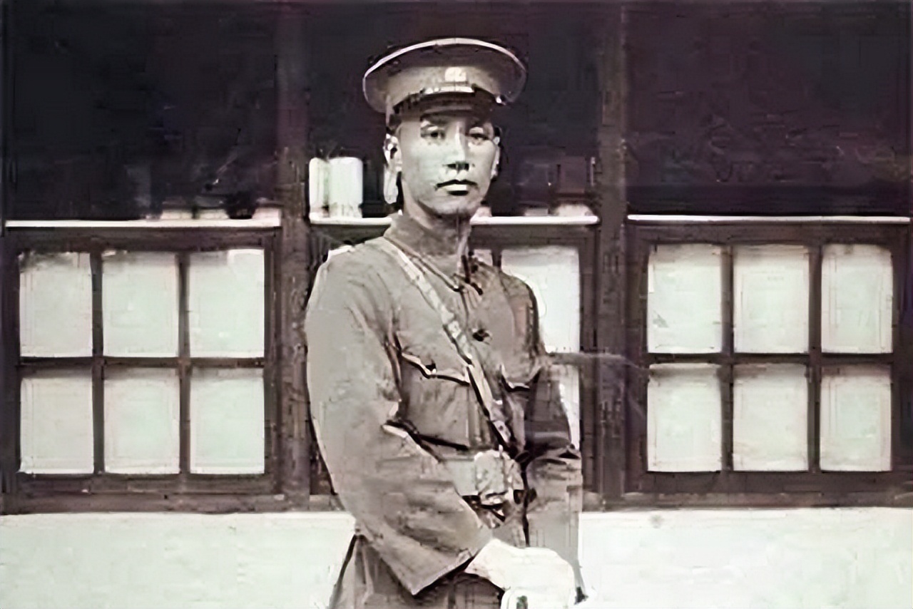 In 1981, Wang Lingji's daughter went to Beijing to bring back the ashes ...