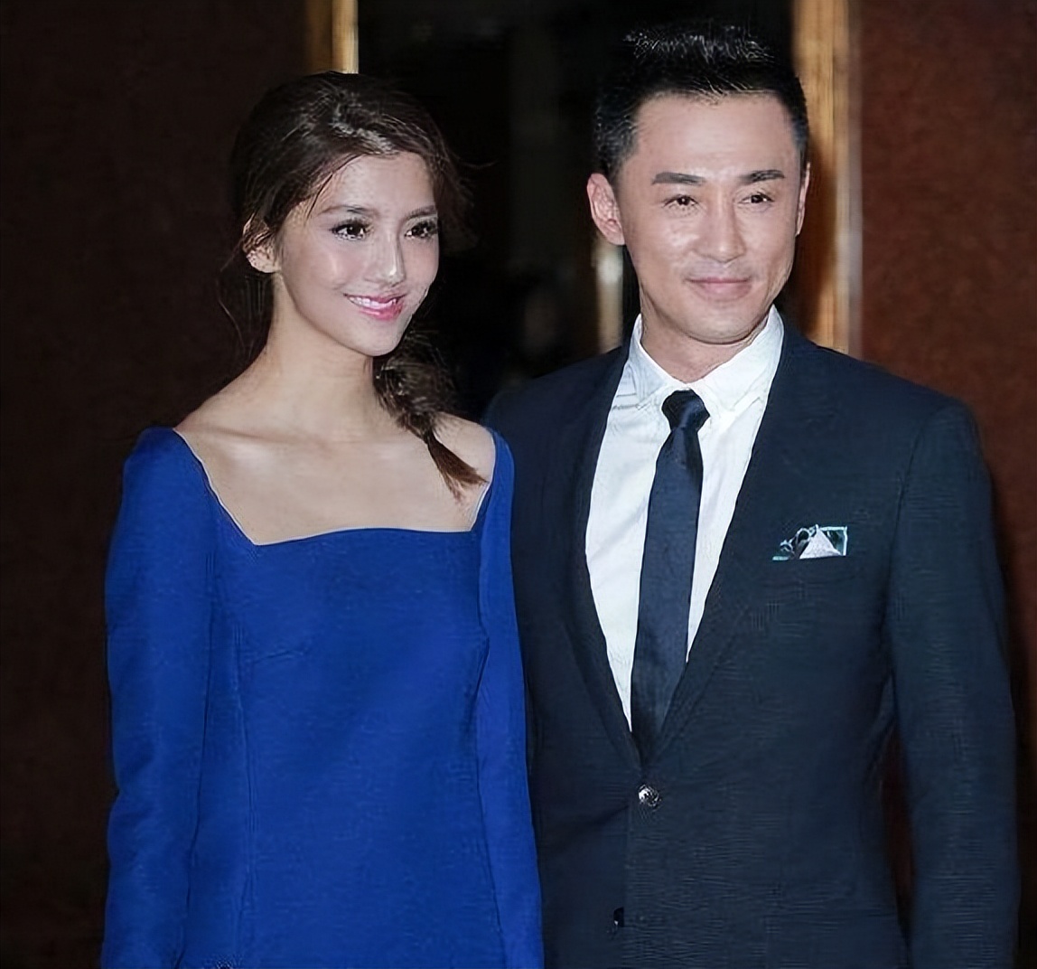 Four years after the breakup, the official announcement of a new ...