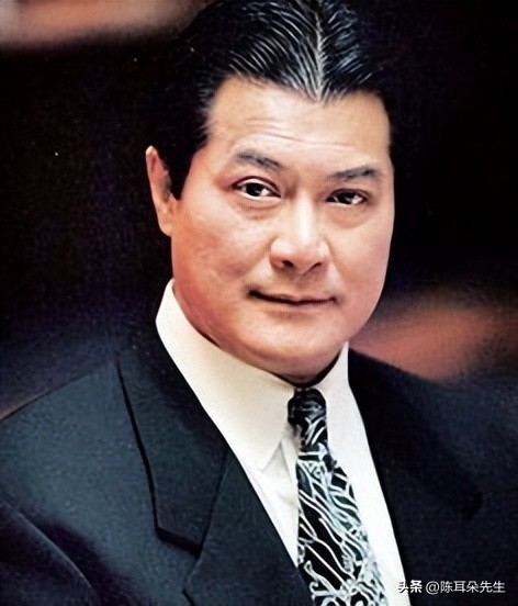 Chow Yun-fat talked about Deng Guangrong, I held a wine glass and ...