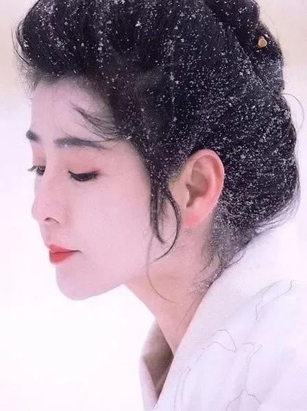 The face of Japan's national treasure: Sayuri Yoshinaga - iNEWS