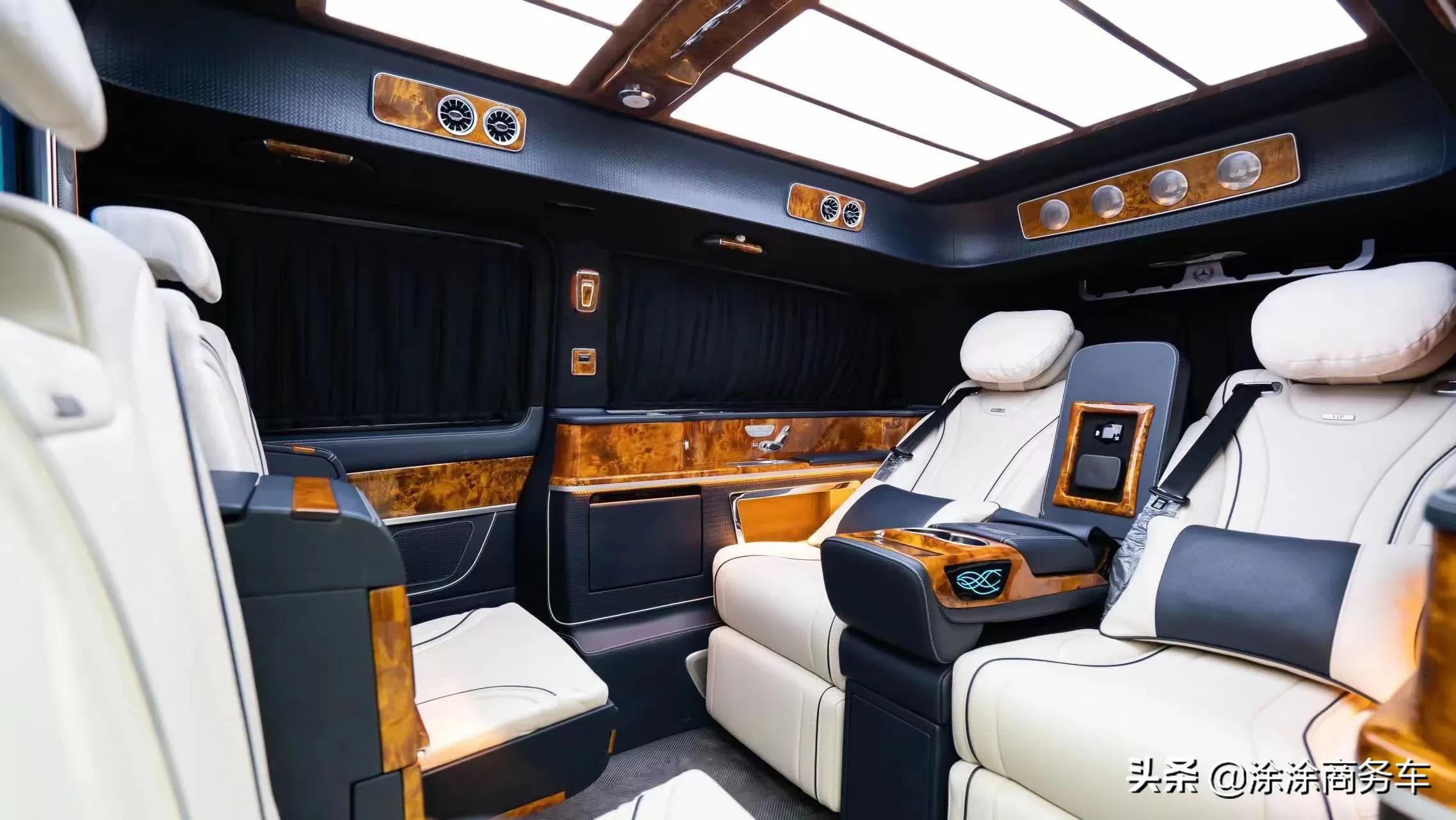 Mercedes-Benz authorized the high-roofed star screen Shengdian private ...