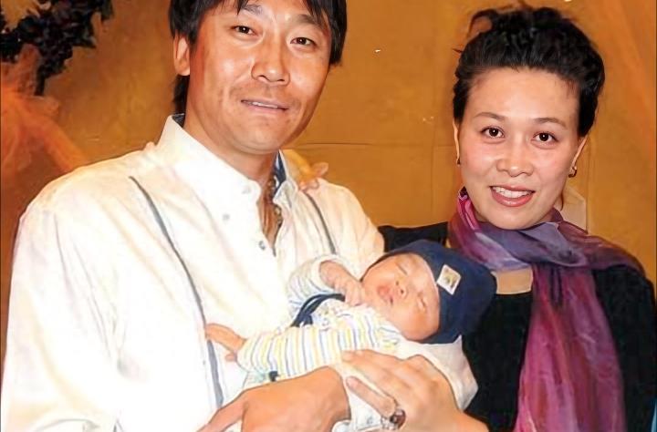 Jin Dong's son is named Jin Xiaoye, and Wu Jing's son is named Wuzhuan ...
