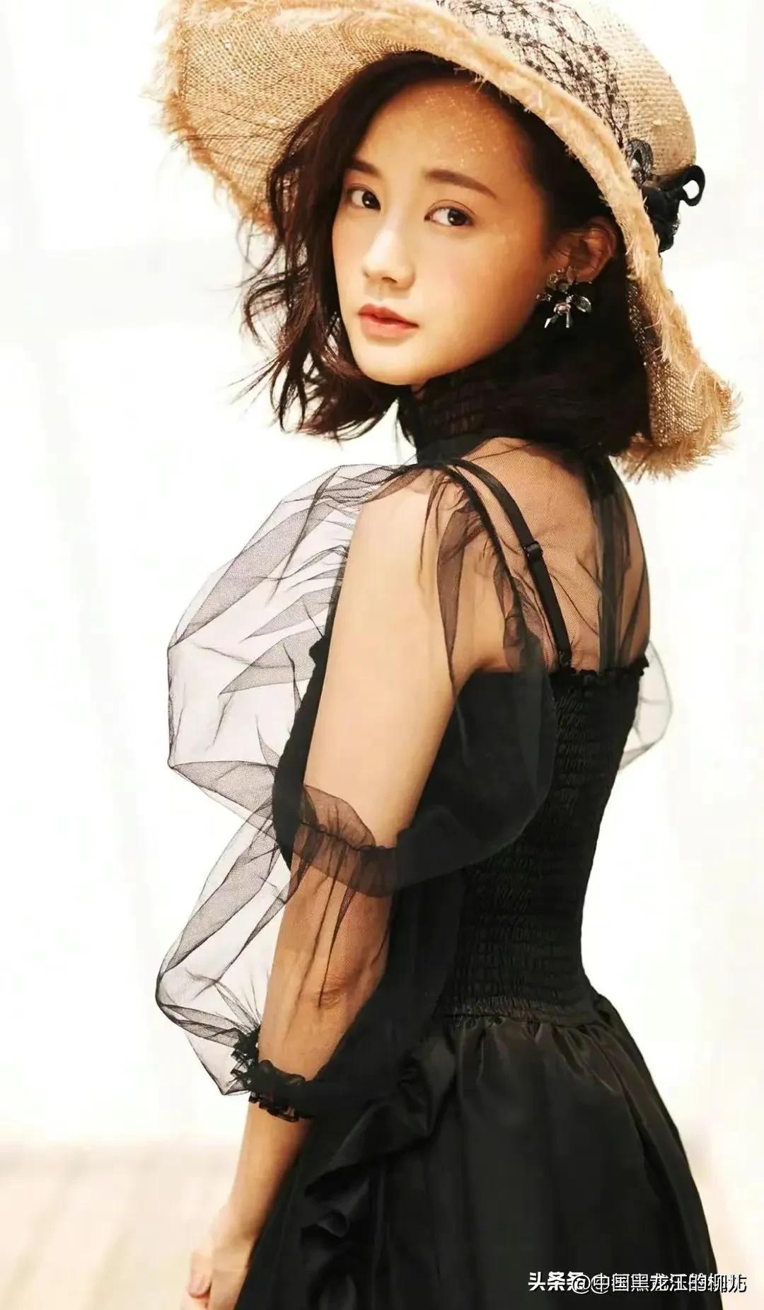 Movie star Li Yitong - beautiful photo - iNEWS