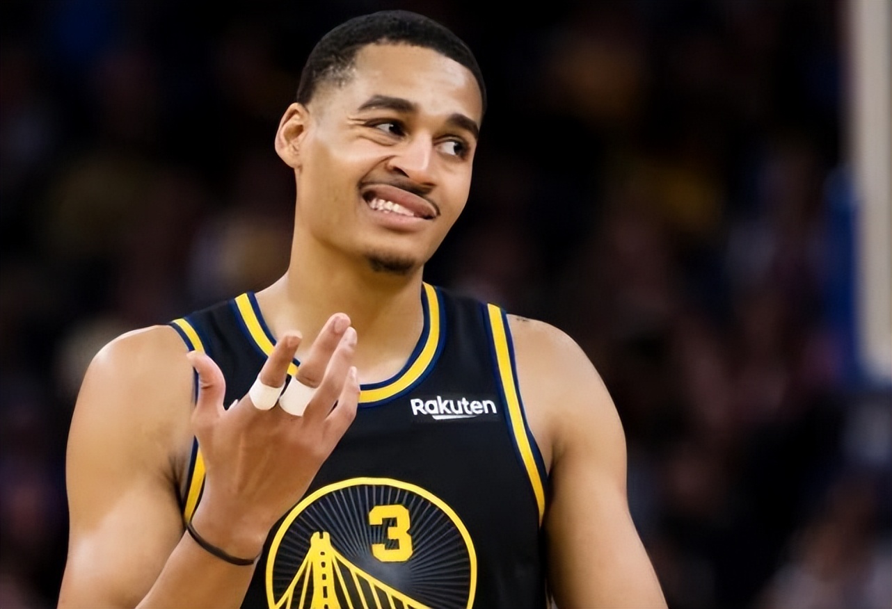 The warrior was beaten by the sun!Curry exploded and didn't use Poole ...