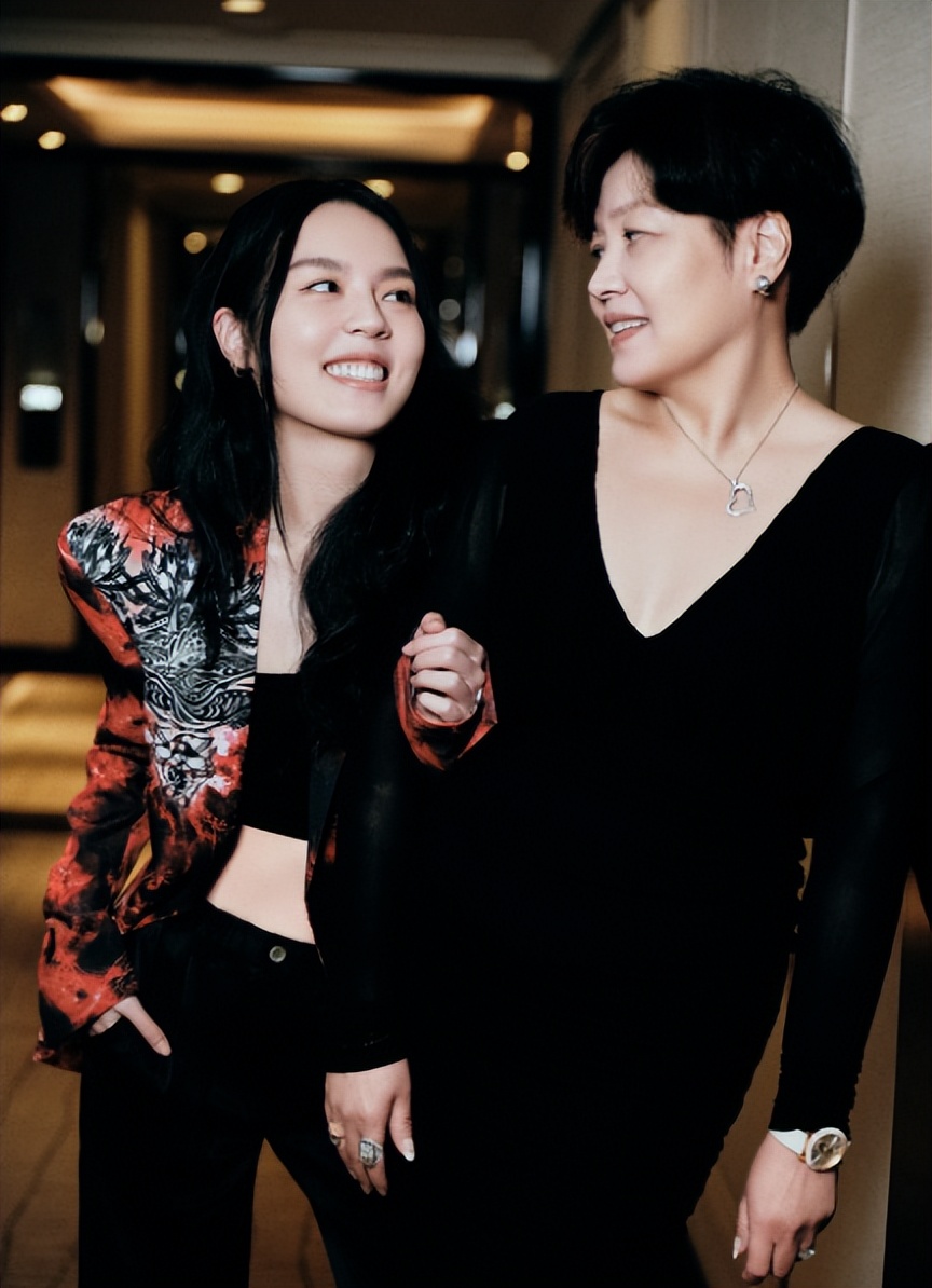 Fatumai Li: I miss my father, wearing a suit that was left behind by Li ...