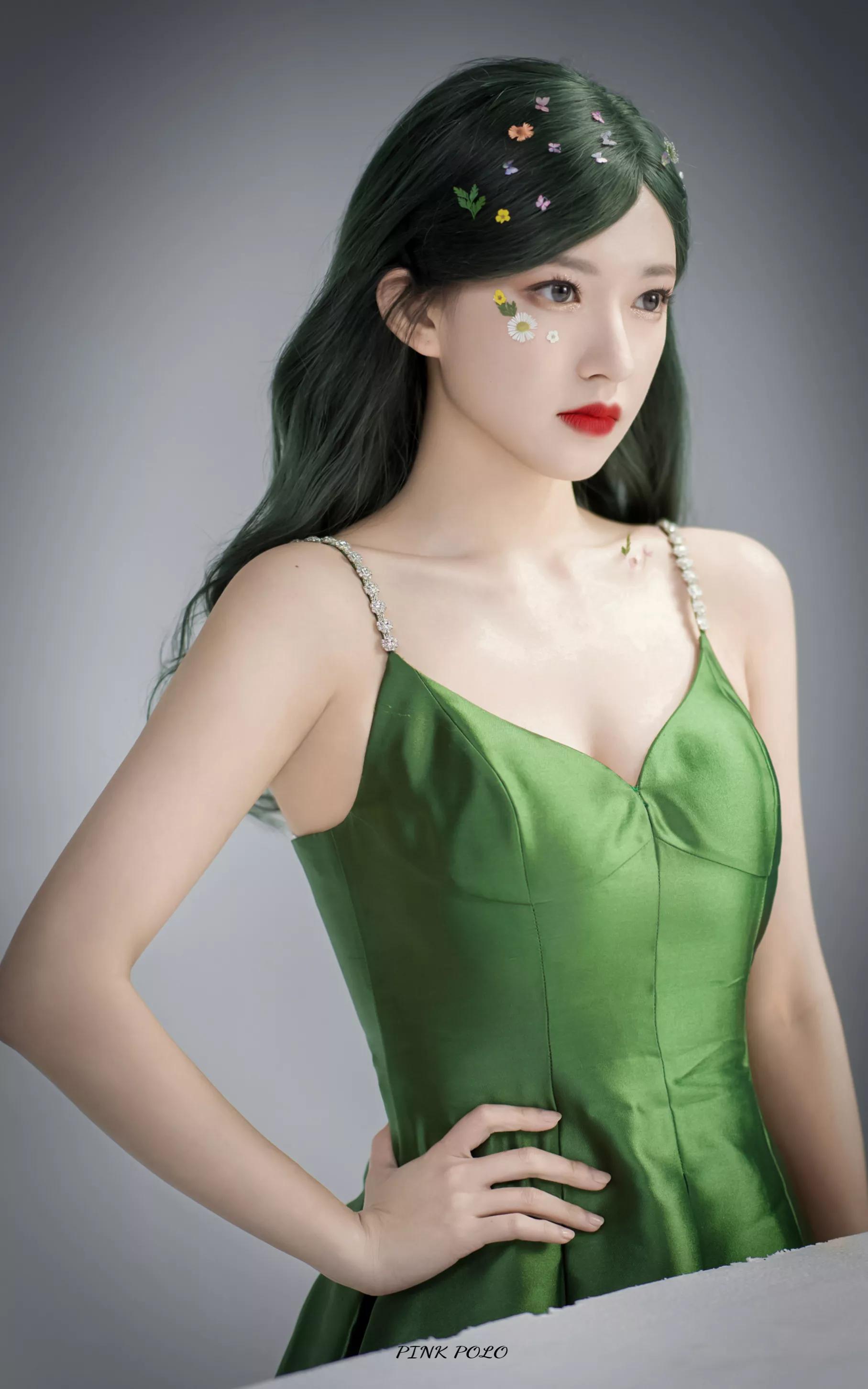 Cheng Xiao beautiful wallpaper - iMedia