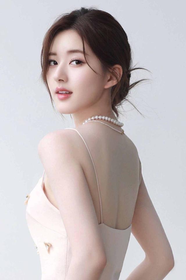 Wang Anyu is going to cooperate with Zhao Lusi [Shen Yin]?It doesn't ...