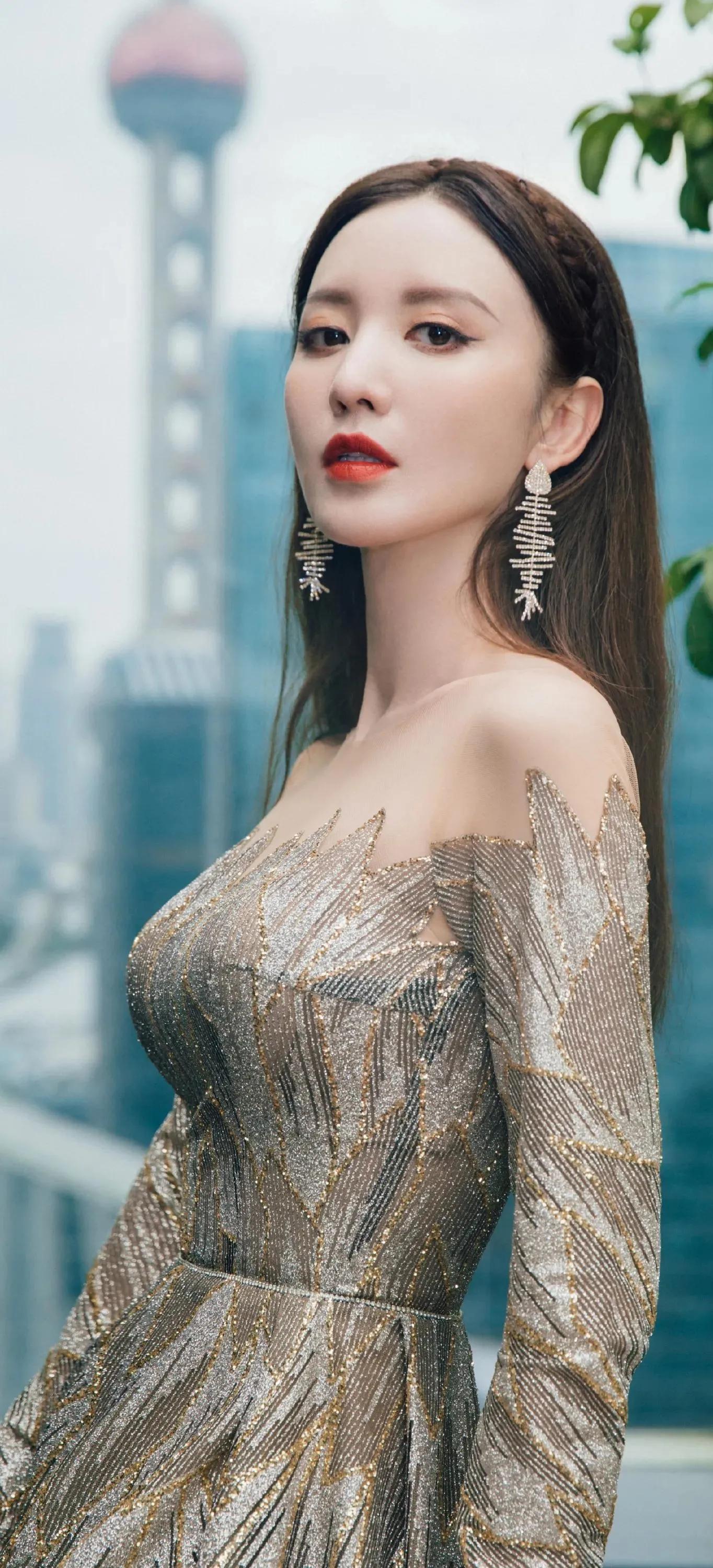Zhang Meng stunning photo album - iNEWS