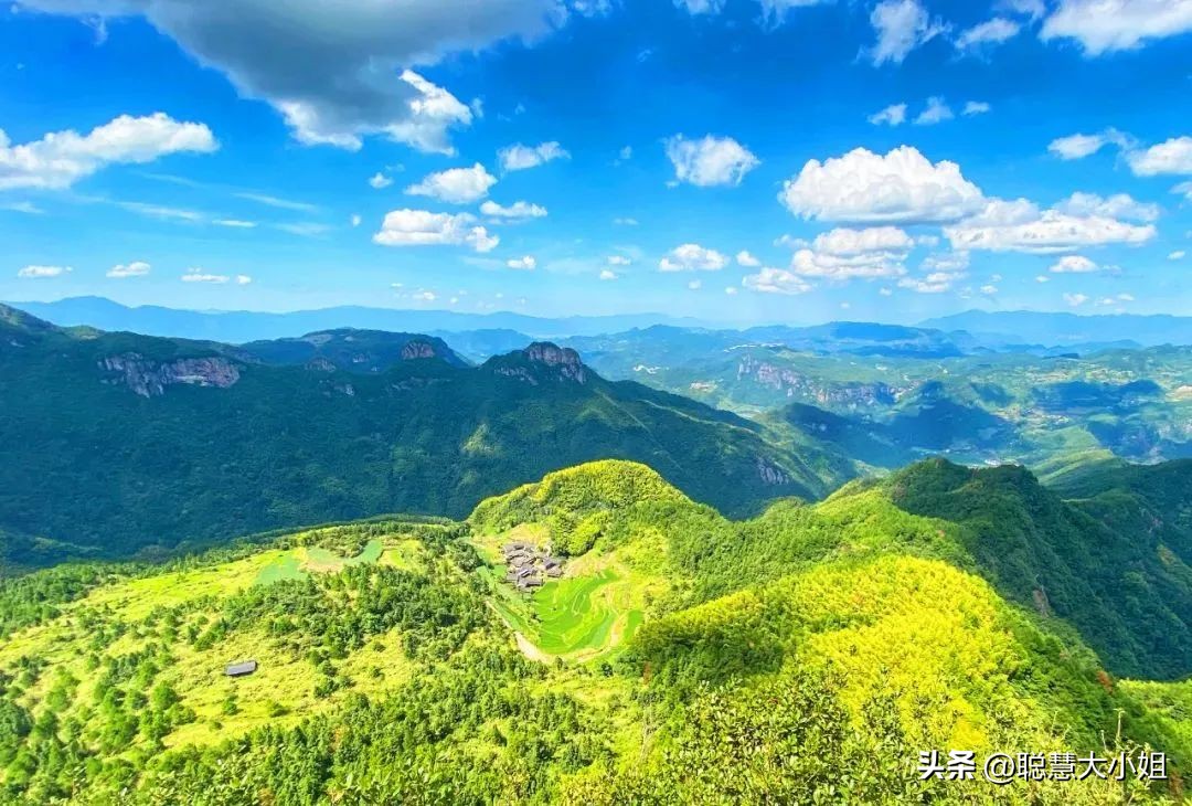 East China Shangri-La - Crossing the Gongyu, Camping in the Starry Sky ...