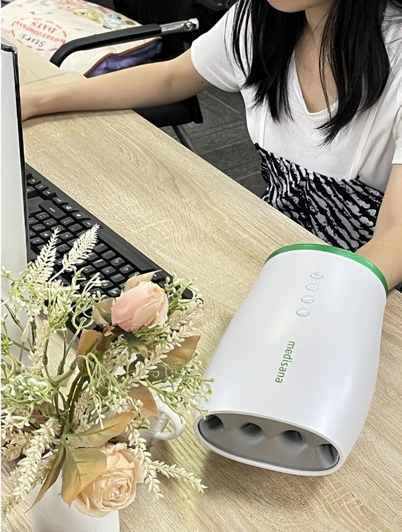 A must-have hand physiotherapy artifact in the office —— medisana MH103 ...