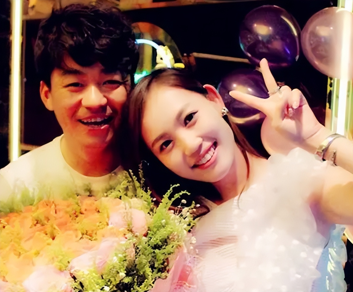 There was Ma Rong in the front and Feng Qing in the back, and the ...