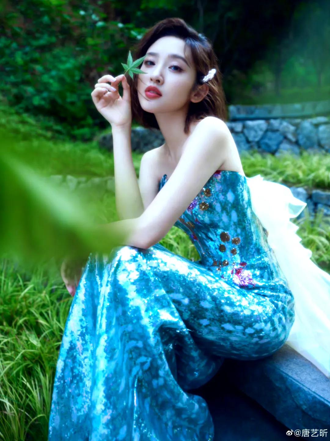 Wang Xiaochen Zhong Chuxi Song Jia - iNEWS