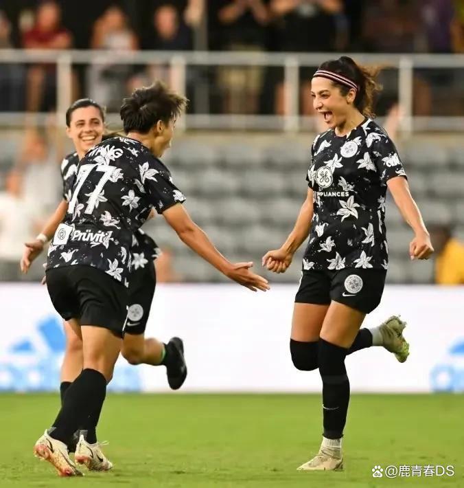 steel Roses!Wang Shuang's first overseas goal was born, leading his ...