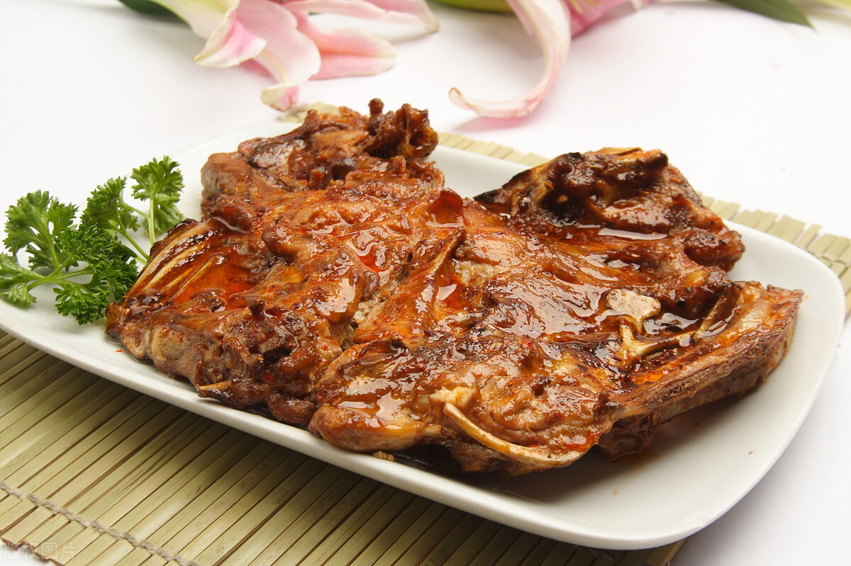 Delicious raw grilled chicken rack, the taste will surprise your taste ...