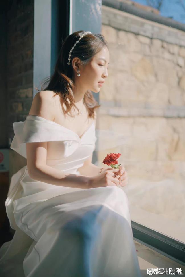 Chinese Billiards International Gold Medal Referee Wang Zhongyao - iNEWS