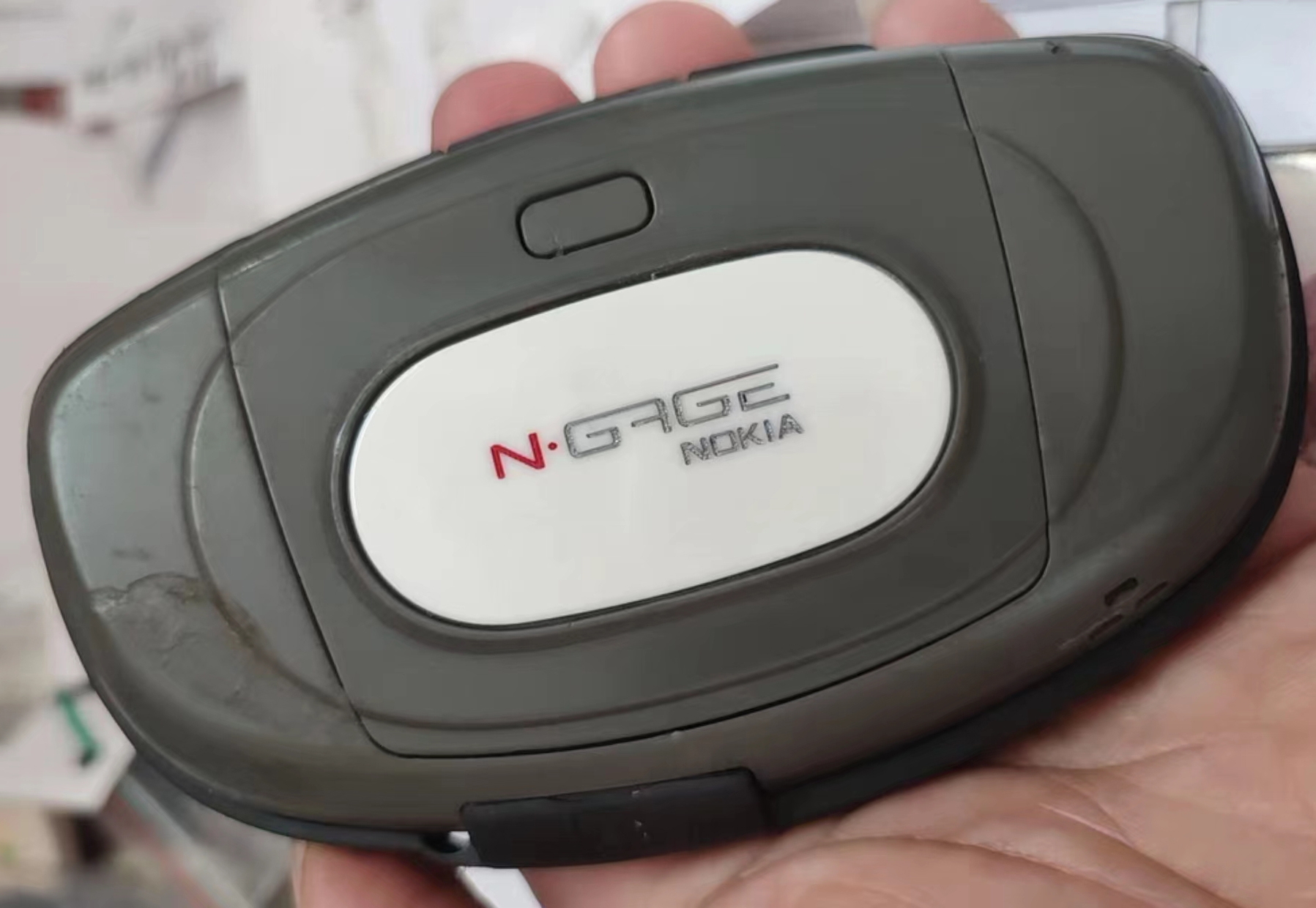 The most beautiful Nokia gaming phone ever, looks like a GBA, and can ...