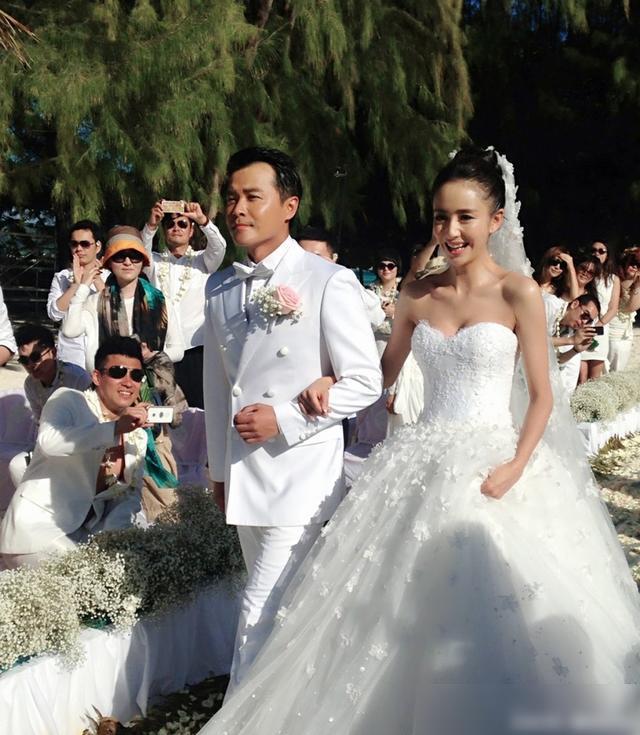 Chen Sicheng has a sweet date with his 21-year-old girlfriend, Ruan Ju ...