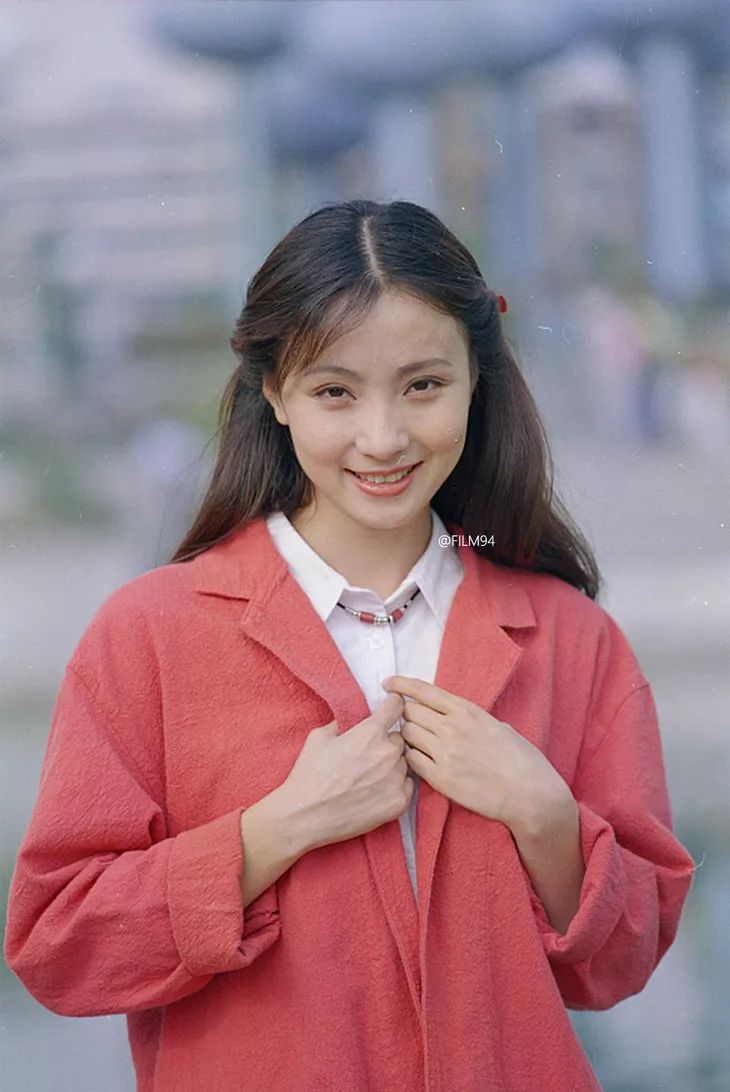 Duan Yihong has been secretly in love with Tao Hong for many years, and ...